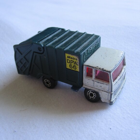 MATCHBOX | Toys | 979 Matchbox Superfast 36 Refuse Truck Collectomatic ...